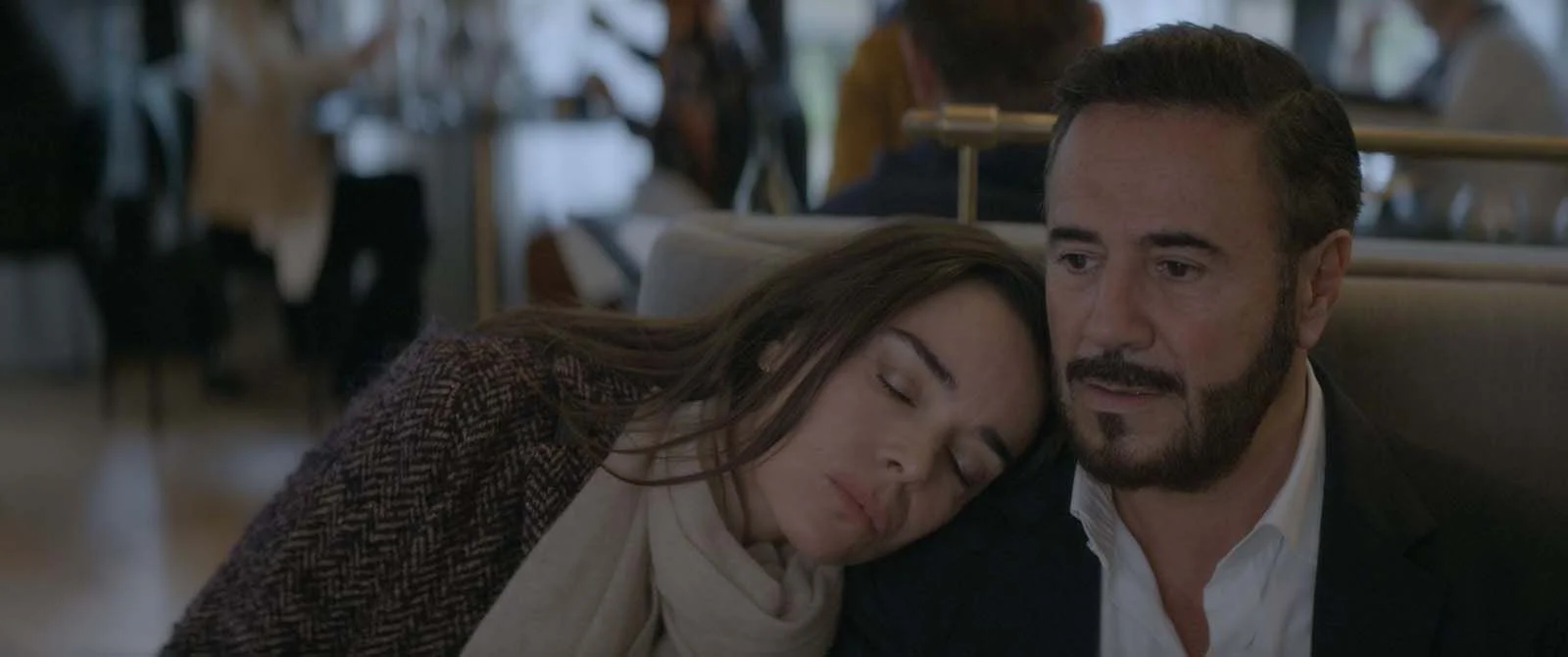 Critique | Dis-moi juste que tu m'aimes : la femme d'à côté